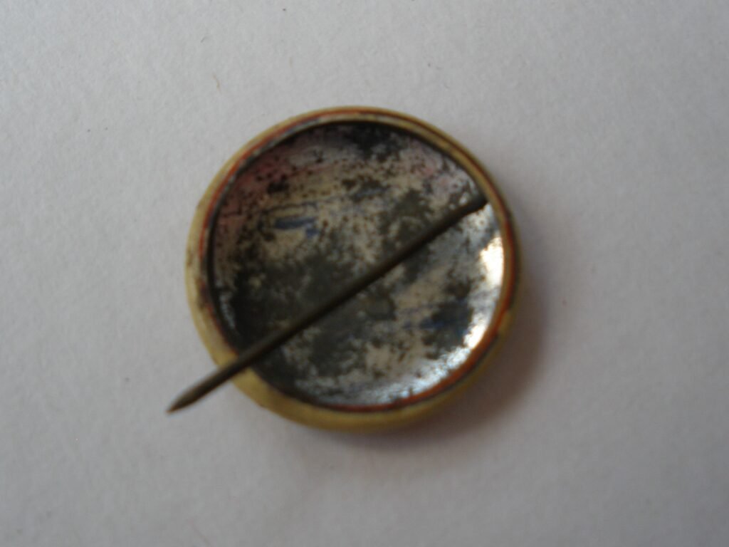 WWII era USO PIN – SUPERNOVA ANTIQUES