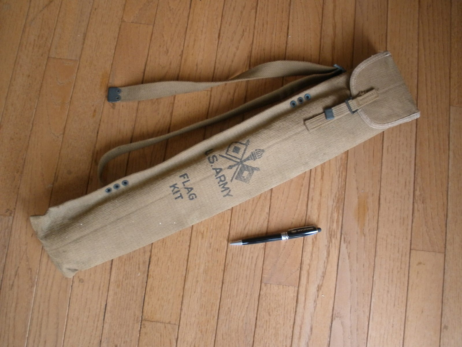 Original WWII US ARMY SIGNAL FLAG KIT – Semaphore Flag – SUPERNOVA ANTIQUES