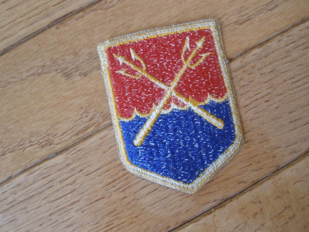 WWII US ARMY EASTERN DEFENSE COMMAND PATCH – Crossed Tridents ...