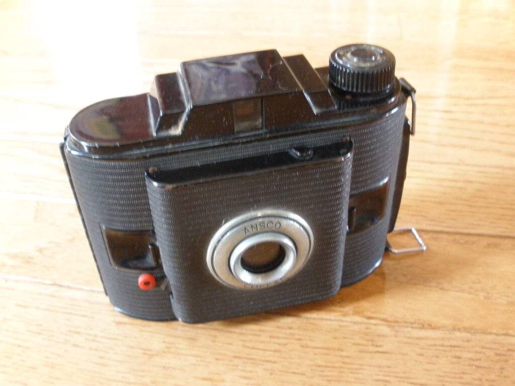 1940s ANSCO CLIPPER CAMERA – SUPERNOVA ANTIQUES