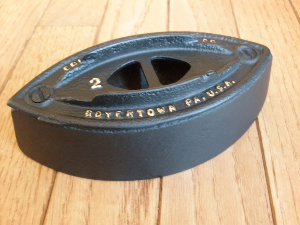 Early 1900s SAD IRON – Colebrookdale Iron Co – Boyertown, PA ...