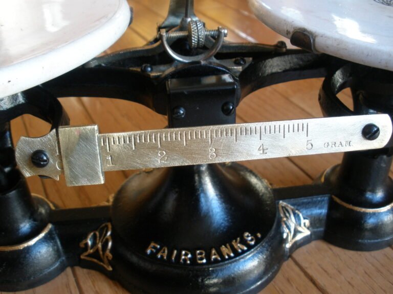 1920s FAIRBANKS BALANCE SCALE with PORCELAIN PLATES – SUPERNOVA ANTIQUES