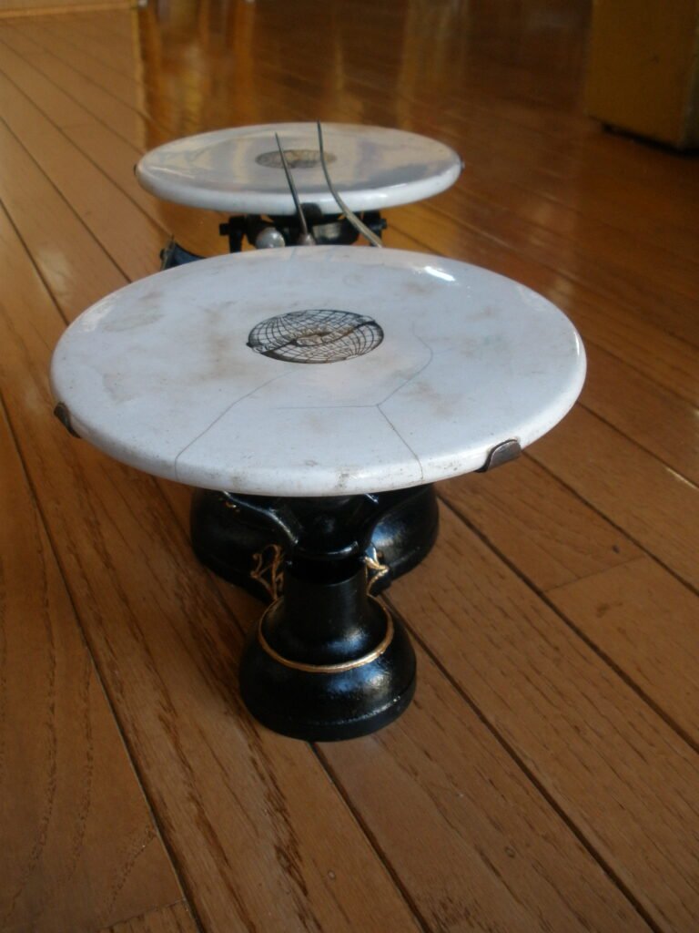 1920s FAIRBANKS BALANCE SCALE with PORCELAIN PLATES – SUPERNOVA ANTIQUES