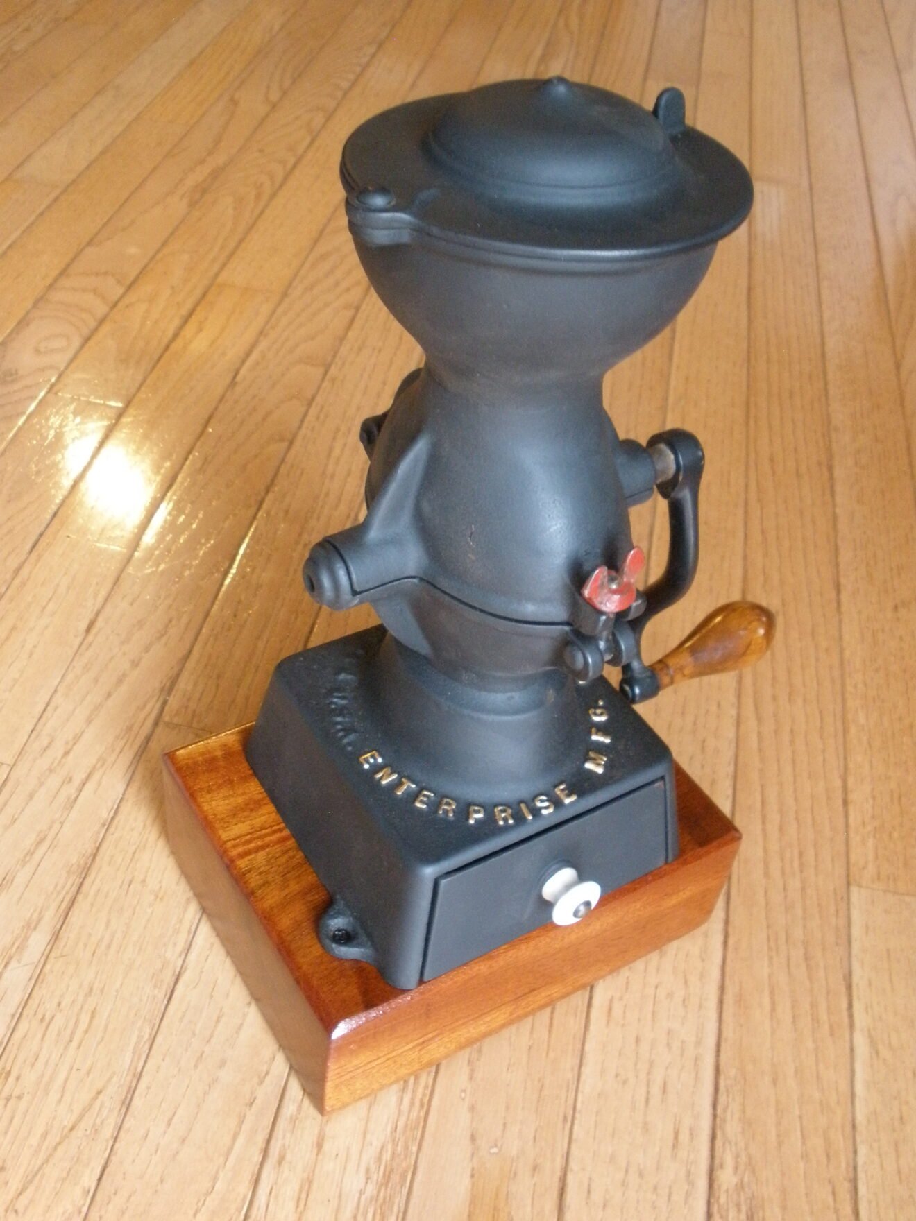 Late 1800s ENTERPRISE COFFEE GRINDER & Presentation Block – SUPERNOVA ...