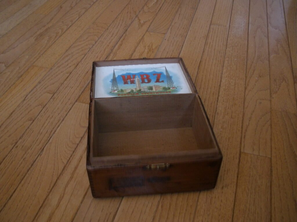 1940s Wooden WBZ RADIO CIGAR BOX – Hinged Lid – SUPERNOVA ANTIQUES