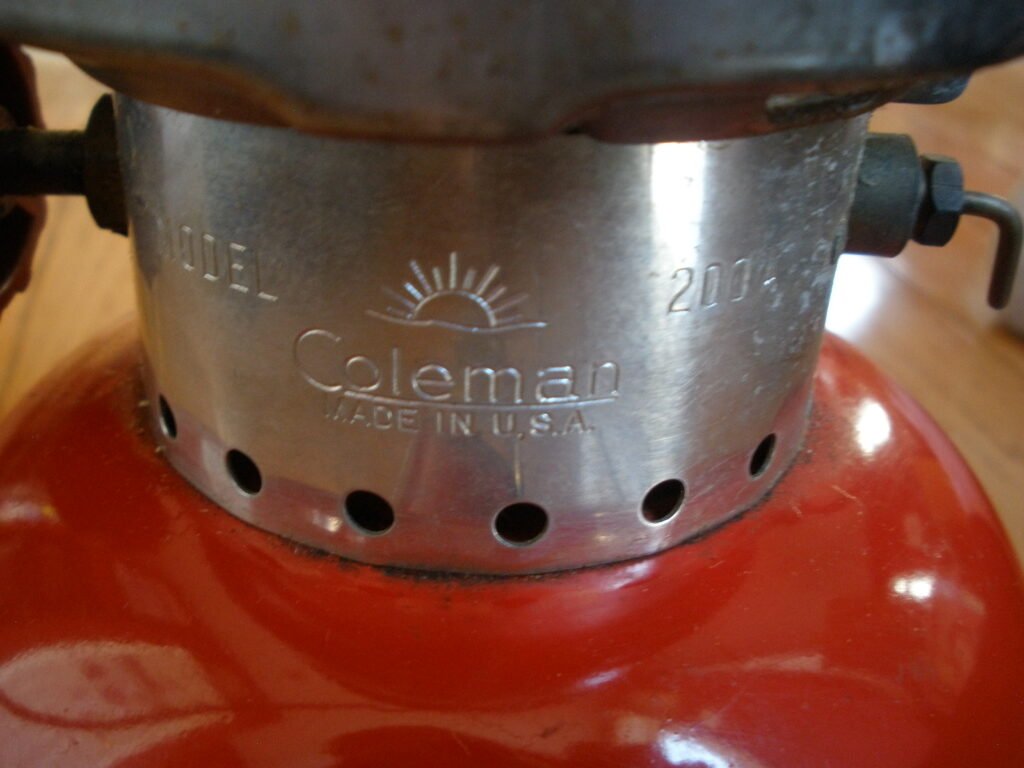 Vintage RED COLEMAN LANTERN Model 200A – SUPERNOVA ANTIQUES